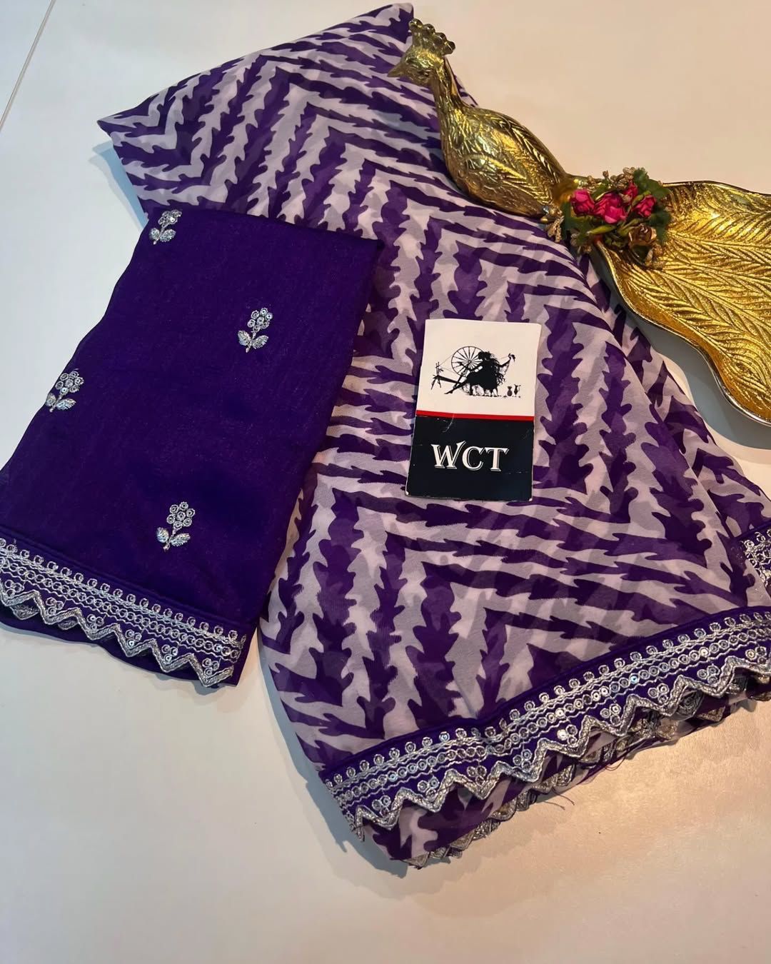 Pure gorget fabric Trendy zigzag design Beautiful cutwork Heavy work b ...